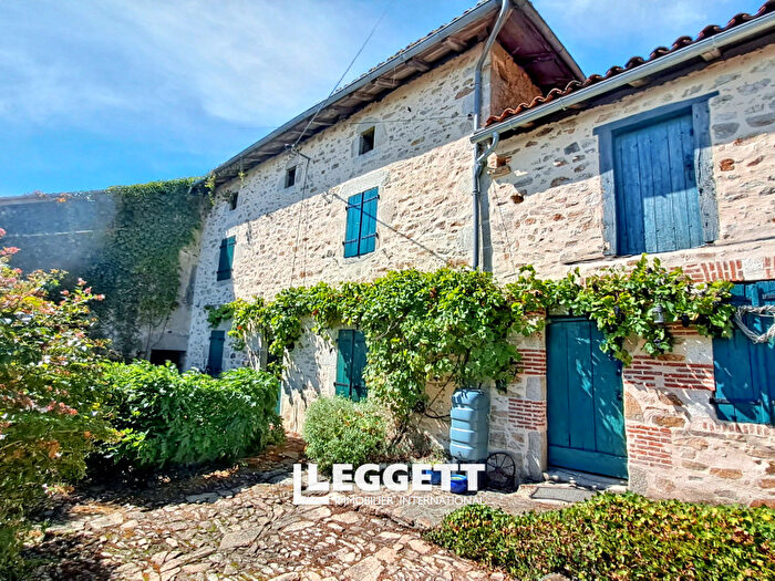 Maison à vendre - Maisonnais-sur-Tardoire - 5 pièces - 4 chambres