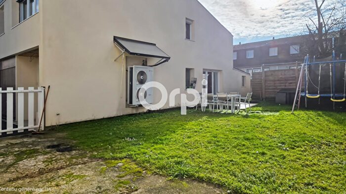 Maison à vendre - Fosses - 6 pièces - 4 chambres