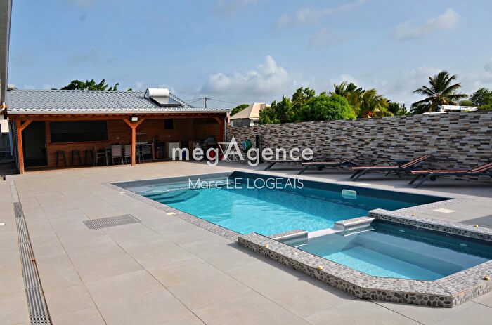 Maison à vendre - Le Moule - 5 pièces - 4 chambres