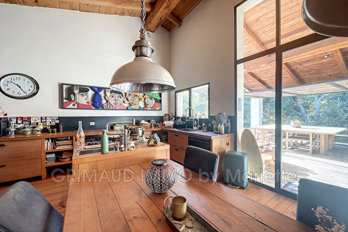 La Môle - Maison 10 pièces à vendre
