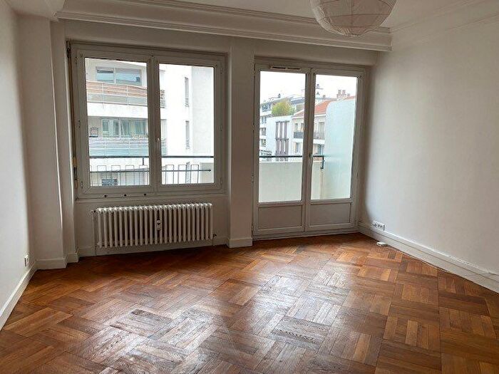 Villeurbanne, République, Tolstoi - Appartement 2 pièces à louer