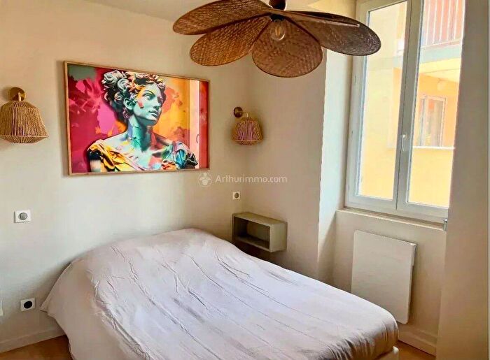 Estressin, Vienne : Appartement 2 pièces à louer