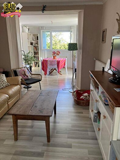 Maison à vendre - Lanvénégen - 6 pièces - 2 chambres