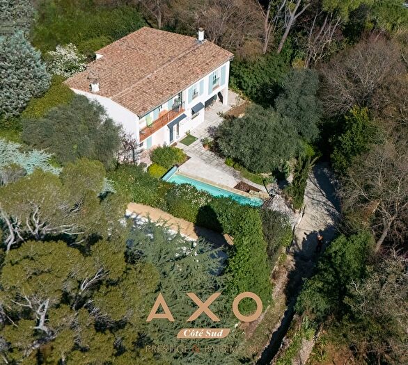 Maison à vendre - Nîmes, Croix de Fer, Mont Duplan - 8 pièces - 4 chambres