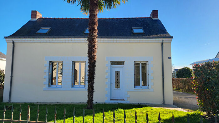 Maison à vendre - La Roche-Blanche - 6 pièces - 3 chambres