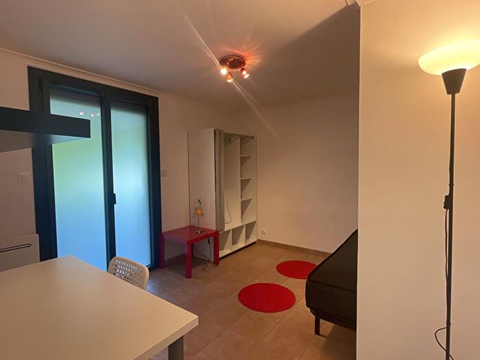 Le Bourget-du-Lac : Appartement 1 pièce à louer