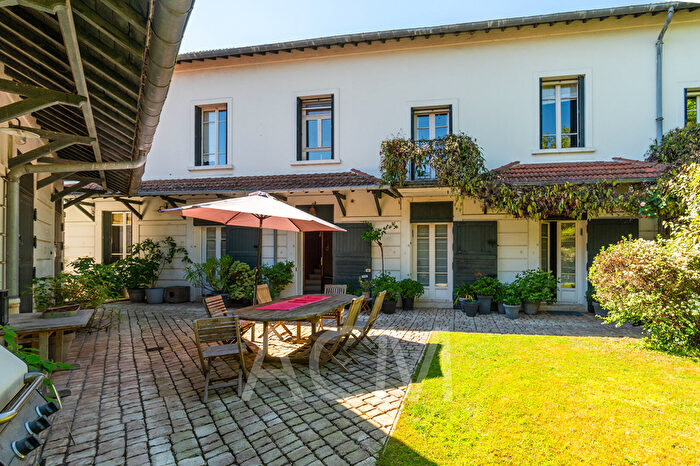 Maison 8 pièces à vendre - Maisons-Laffitte, Est