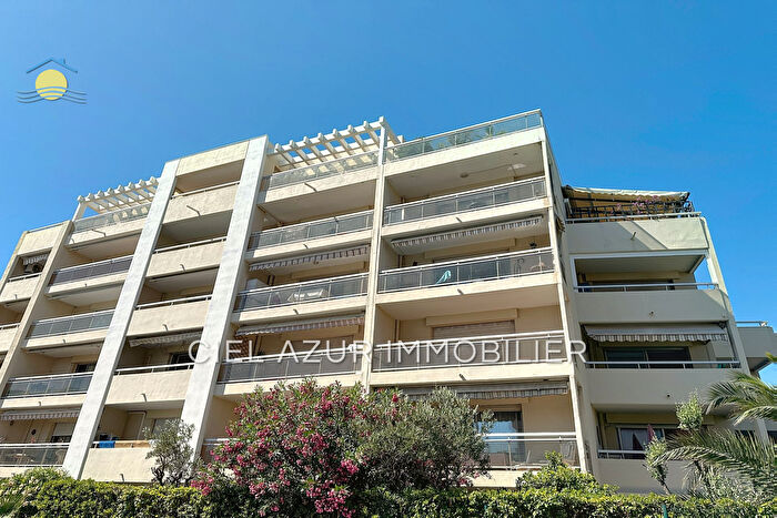 Appartement à vendre - Antibes, Antibes-les-Pins, Trianon, Le Fournel, Peyregoue - 2 pièces - 1 chambre