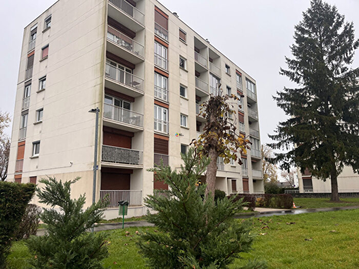 Appartement à vendre - Saint-Jean-de-la-Ruelle, Trois Fontaines, Petite Espère, Clémenceau - 3 pièces - 2 chambres