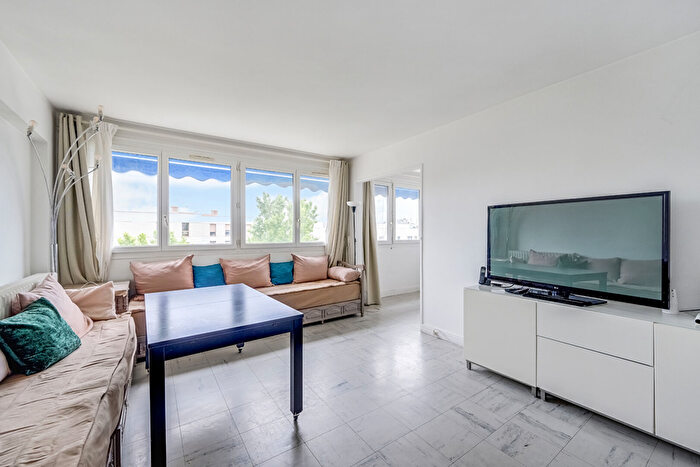 Appartement 4 pièces à vendre - Clichy, République, Victor Hugo