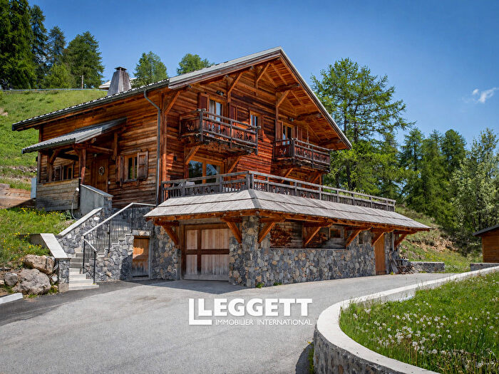 Maison 6 pièces à Péone, à vendre