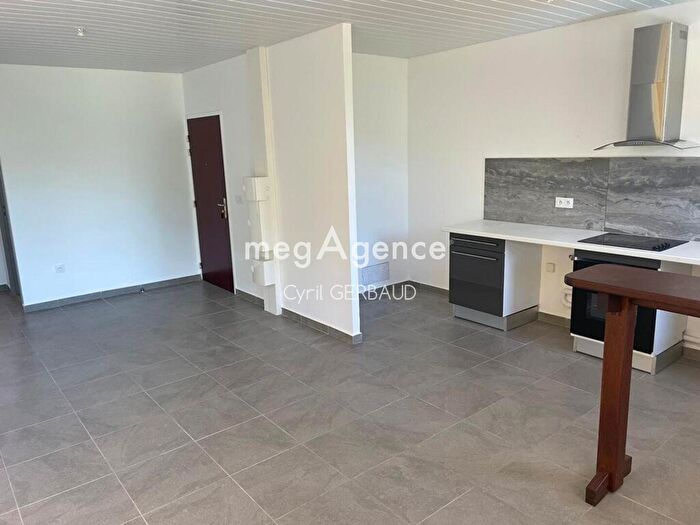 Appartement 3 pièces à vendre à Remire-Montjoly