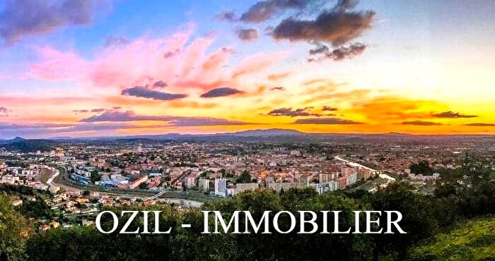 Maison à vendre - Alès, Prairie, Promelles, Fb du Soleil - 6 pièces - 4 chambres