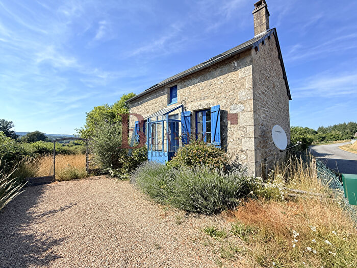 Maison 4 pièces à vendre à Maussac