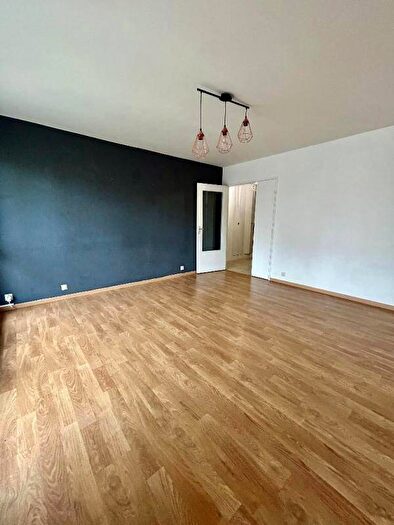 Appartement à louer - Nord, Vaires-sur-Marne - 3 pièces - 2 chambres