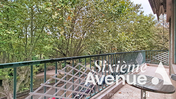 Appartement 4 pièces à vendre à Givors, Canal