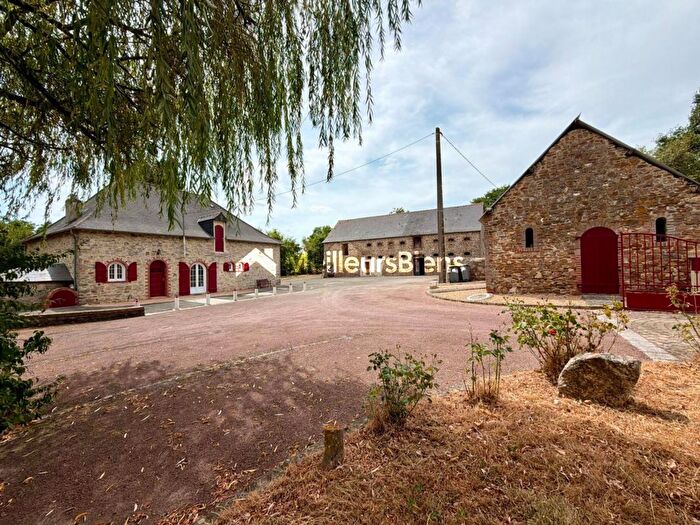 Maison 5 pièces à vendre - Saint-Saturnin-du-Limet