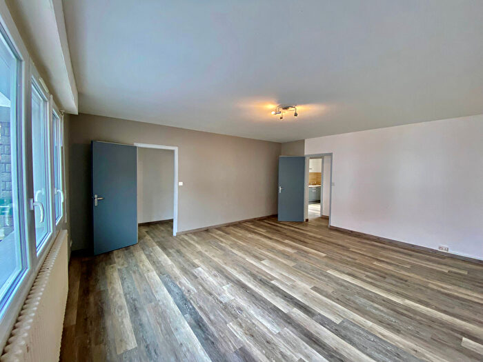 Maison à louer - Coëx - 4 pièces - 3 chambres