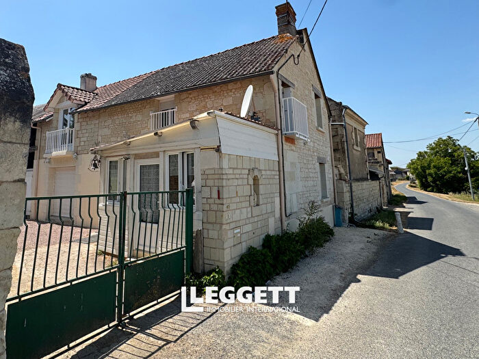 Maison 5 pièces à vendre à Saint-Léger-de-Montbrillais