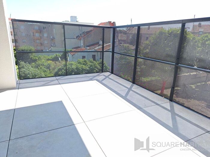 Appartement à louer - Clermont-Ferrand, Vallières, Sallins, Poncillon - 2 pièces - 1 chambre