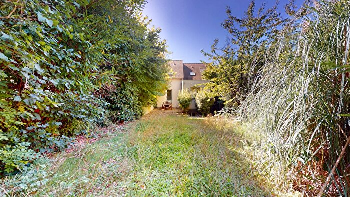 Maison à vendre - Champigny-sur-Marne, Centre-ville, Coteaux - 8 pièces - 5 chambres