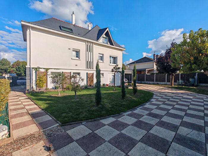 Maison à vendre - Saint-Florent-le-Vieil - 6 pièces - 4 chambres