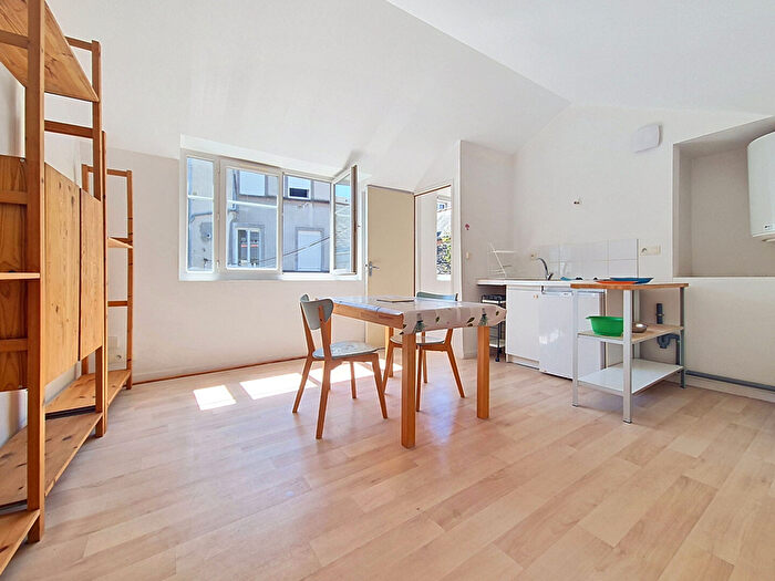 Angers, Centre-ville, La Fayette : Maison 2 pièces à louer