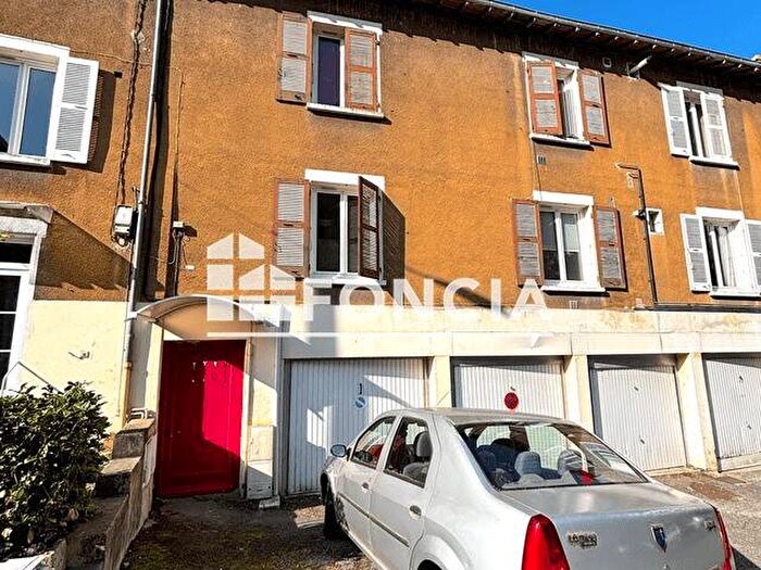 Maisons à vendre et appartements à louer - 3