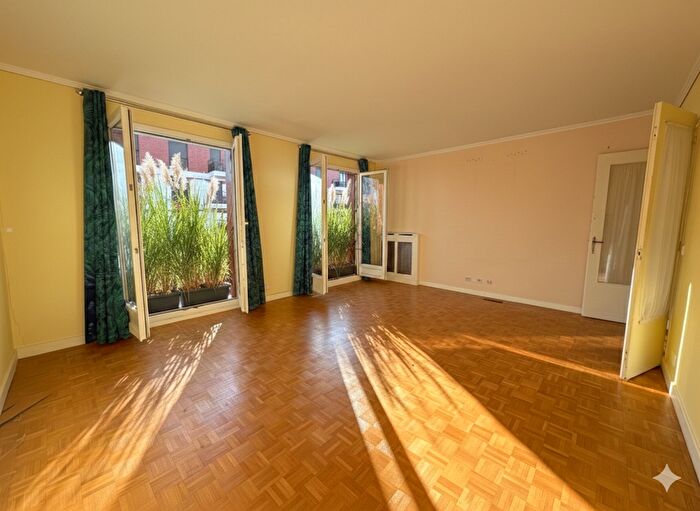 Rueil-Malmaison, Mazurieres : Appartement 5 pièces à vendre