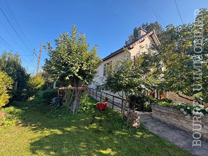 Maison à vendre - Joigny - 7 pièces - 3 chambres