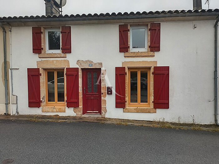 Maison 3 pièces à vendre à Mervent