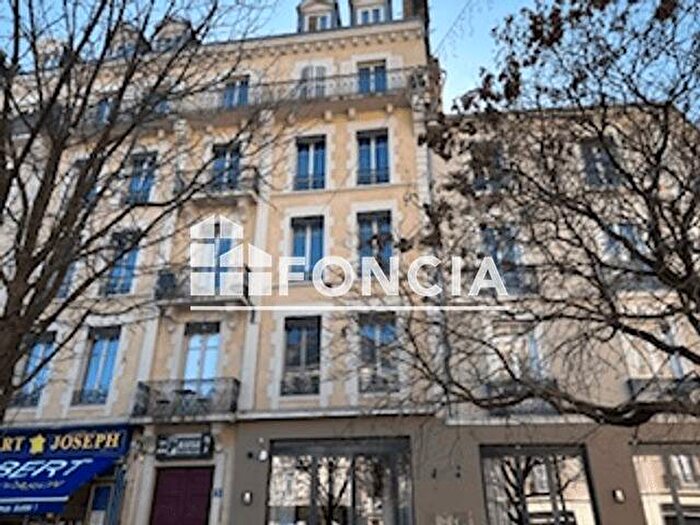 Appartement à louer - Championnet-Caserne de Bonne, Grenoble - 2 pièces - 1 chambre