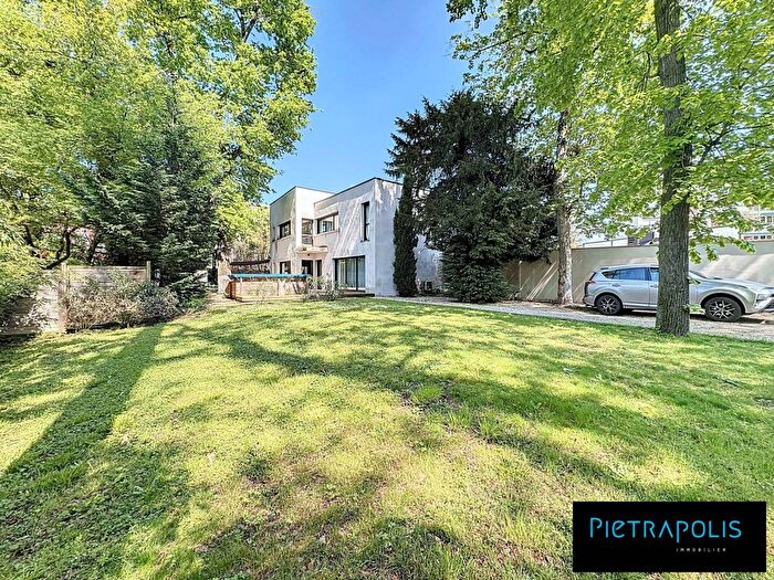Maison à louer - Chavril, Sainte-Foy-lès-Lyon - 7 pièces - 4 chambres