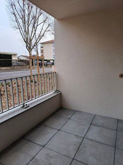 Appartement à louer - Belleroche, Villefranche-sur-Saône - 3 pièces