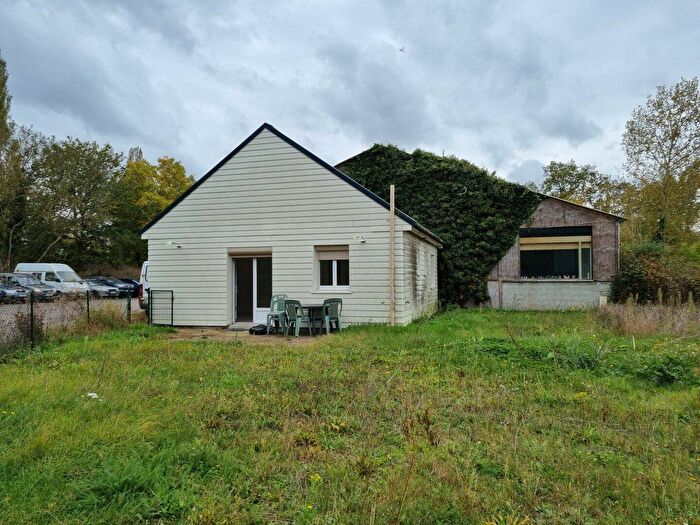 Maison 3 pièces à Limetz-Villez, à louer