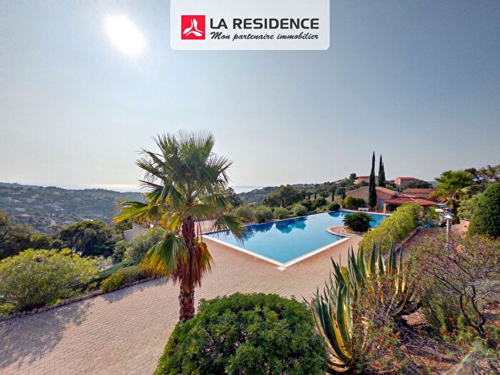 Appartement à vendre - Roquebrune-sur-Argens, Massel, Le Bois dAngélis - 2 pièces - 1 chambre