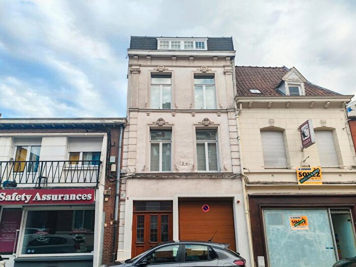 Maison à vendre - Valenciennes - 5 pièces - 3 chambres