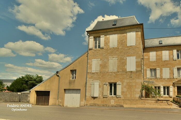 Maison à vendre - Mouzon - 11 pièces - 6 chambres