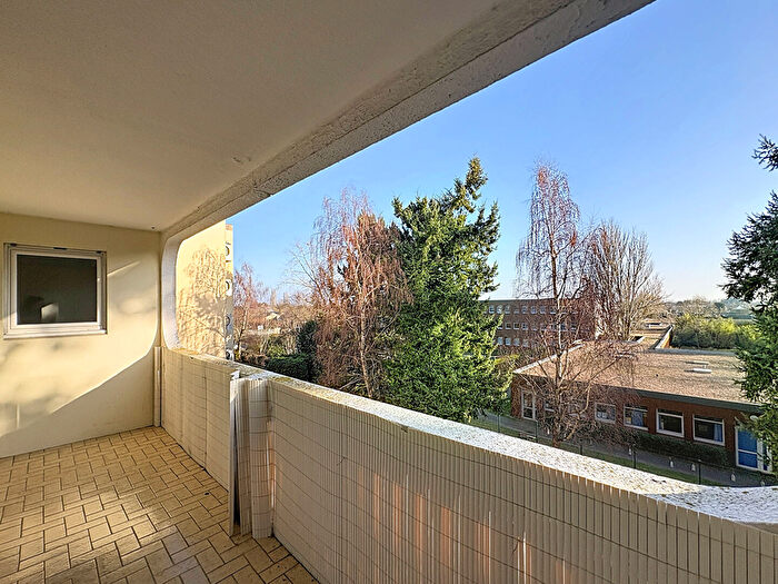 Appartement à louer - Chartres, La Madeleine - 3 pièces - 2 chambres