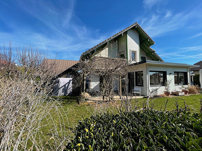 Maison à vendre - Divonne-les-Bains - 6 pièces - 4 chambres