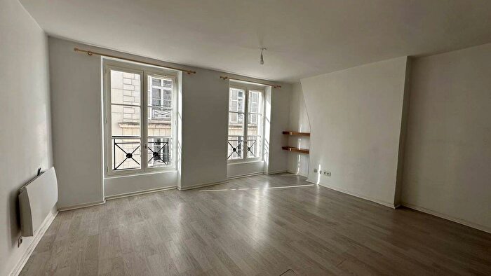 Appartement 1 pièce à Bourgogne-Châtelet, Orléans, à louer