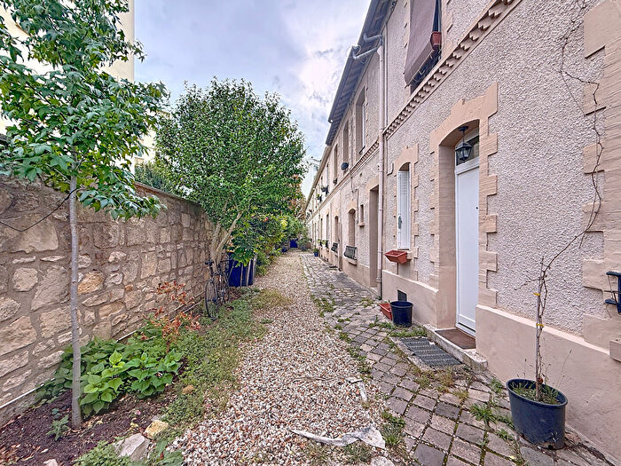 Appartement à vendre - Saint-Maur-des-Fossés, Adamville - 2 pièces - 1 chambre