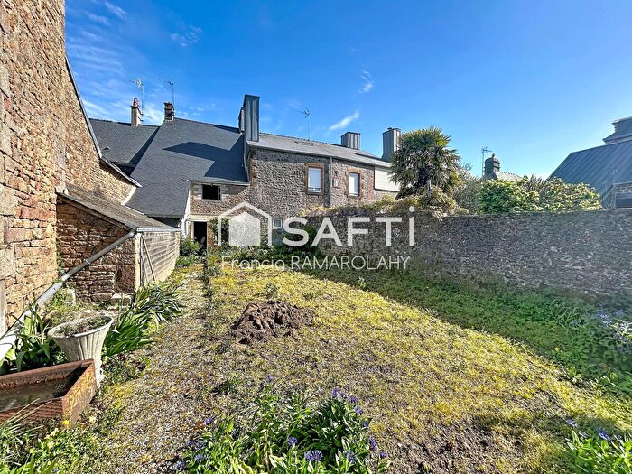 Maison 4 pièces à vendre - Saint-Denis-de-Gastines