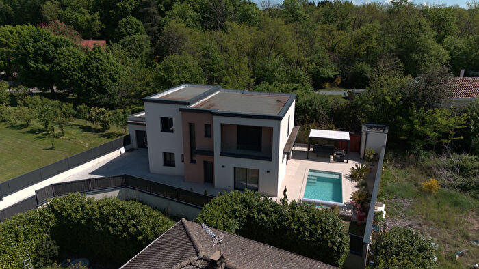 Maison à vendre - Roussillon - 6 pièces - 4 chambres