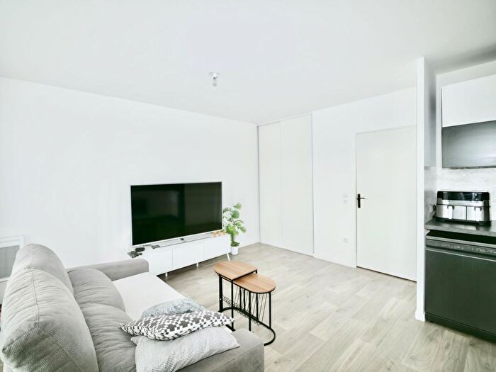 Appartement 3 pièces à Dammarie-les-Lys, Château Gaillard, Roles, Justice, à vendre