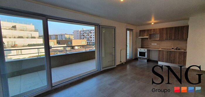 Appartement à louer - Mairie-Centre Nord, Nemours - 3 pièces - 2 chambres