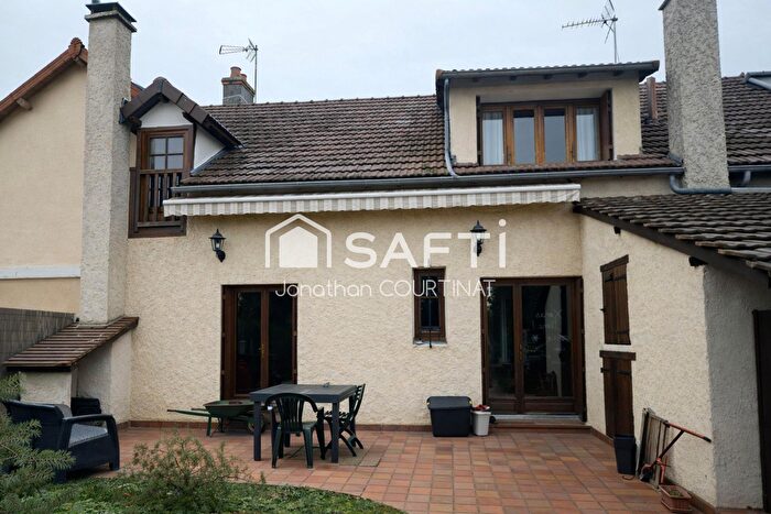 Maison à vendre - Magnet - 6 pièces - 3 chambres