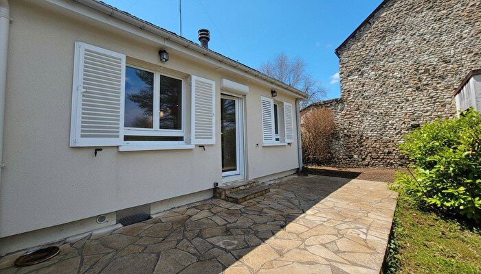 Maison à louer - Aulnay sur Mauldre - 2 pièces - 1 chambre