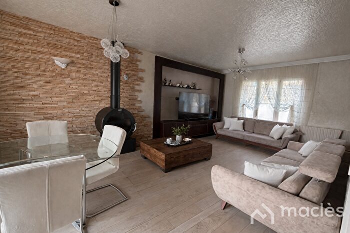 Maison à vendre - Montlignon - 7 pièces - 5 chambres