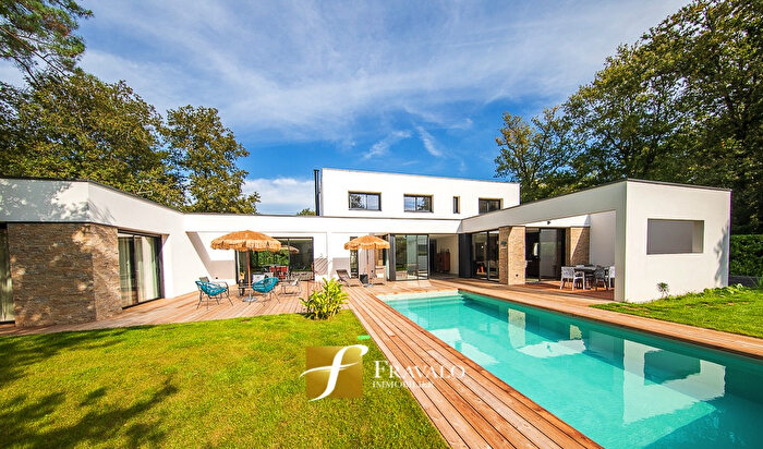 Maison à vendre - Vannes, Ouest - 7 pièces - 4 chambres